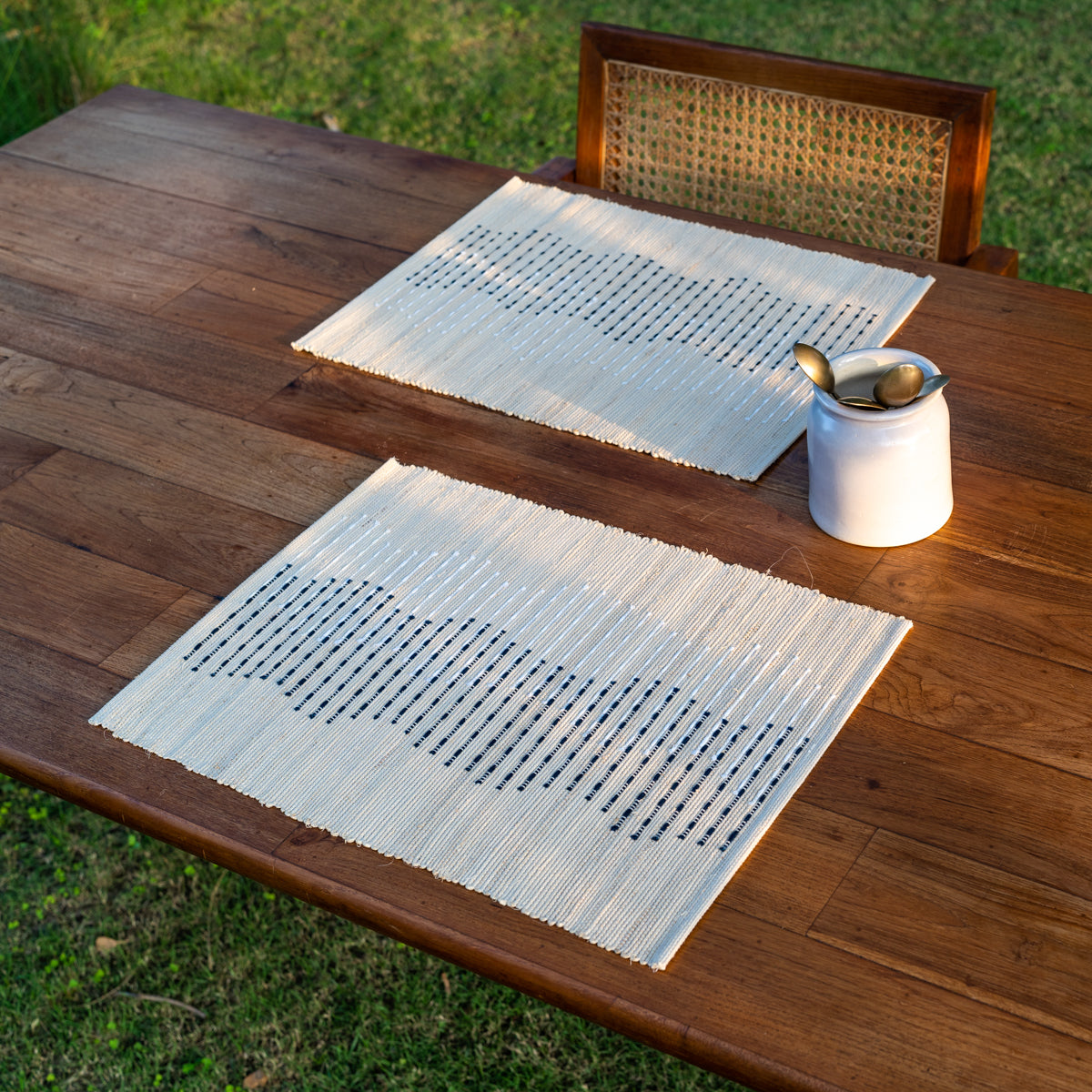 Rekha Hand-Woven Placemat (Set of 2) | 108 Knots