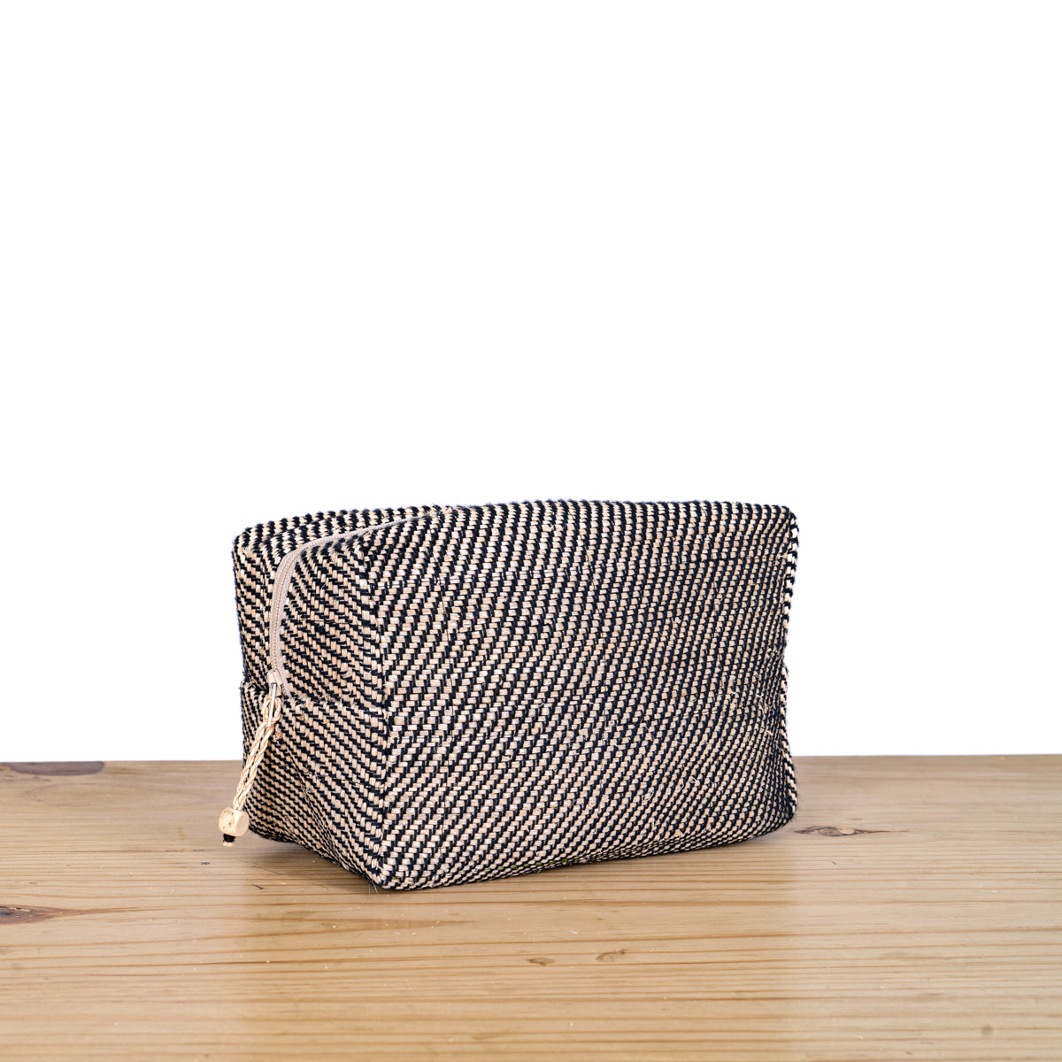 Veni Hand-Woven Wide Pouch | 108 Knots